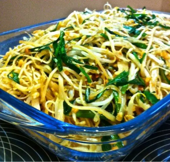 Teochew Style Fried Noodles II ( Teochew Mee Teow ) - Huang Kitchen