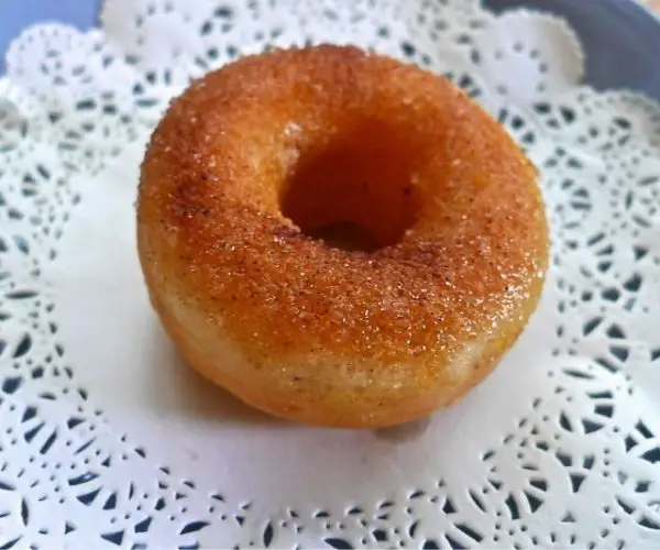 Baked Mini Doughnuts - Huang Kitchen
