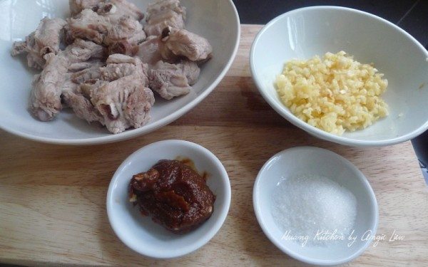 Dim Sum Style Steamed Pork Ribs - Huang Kitchen