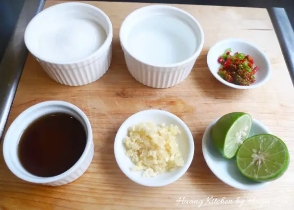 Vietnamese Spring Rolls Recipe 越南春卷 | Huang Kitchen