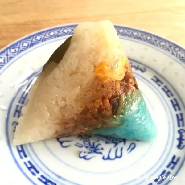 Nyonya Rice Dumplings Recipe (Zong Zi) 娘惹粽子 | Huang Kitchen
