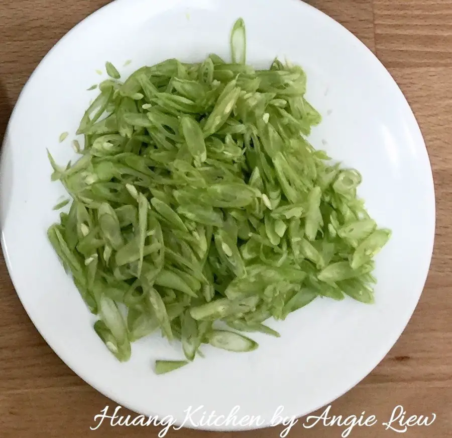 Stir-Fried Yam Bean |Huang Kitchen by Angie Liew