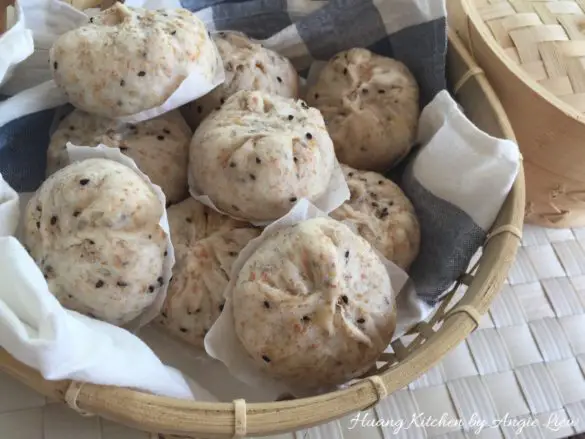 Wholemeal Vegetable Steamed Buns Recipe 全麦菜包子 | Huang Kitchen