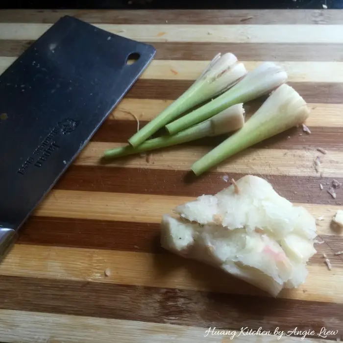 Traditional Chicken Rendang Recipe (Rendang Ayam) 马来西亚冷当咖喱鸡 | Huang Kitchen