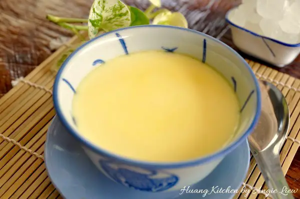 Steamed Egg Pudding Recipe 香滑炖蛋布丁 | Huang Kitchen