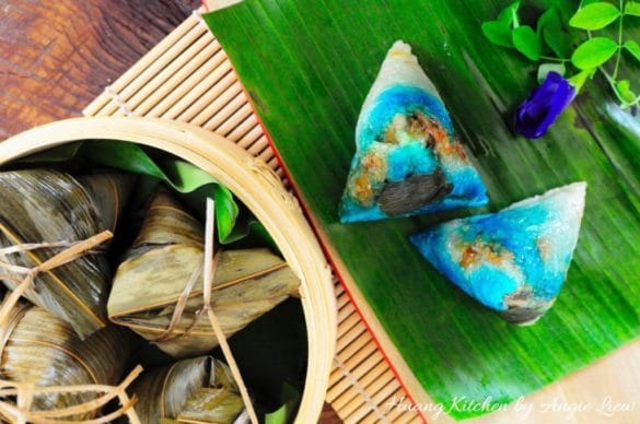 Nyonya Rice Dumplings with Chicken 娘惹鸡肉粽子 - Huang Kitchen