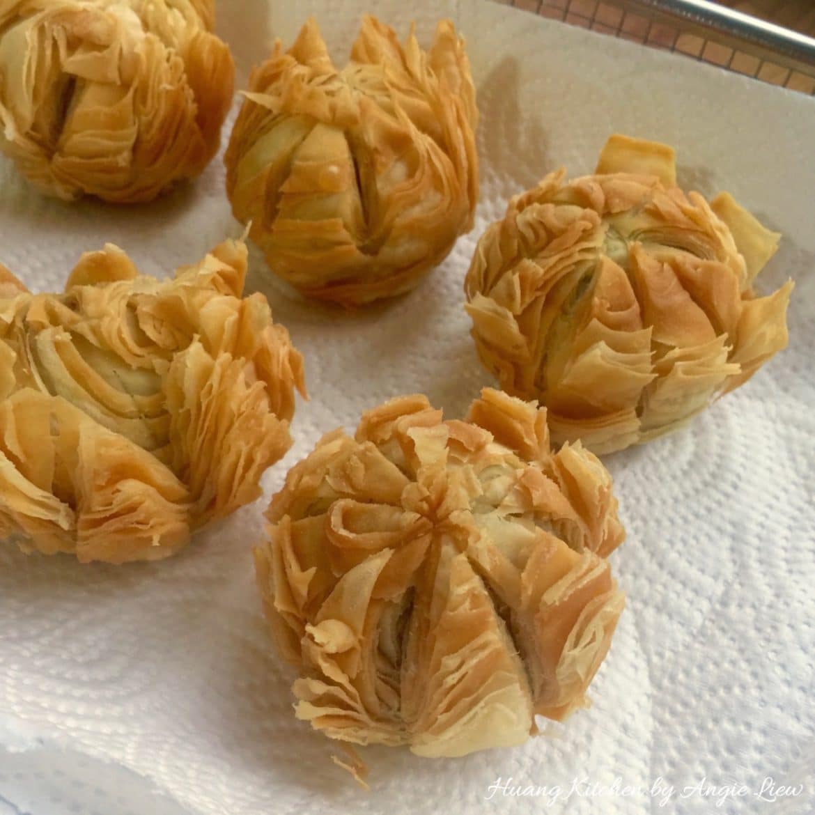 Lotus Flower Mooncakes Recipe Huang Kitchen