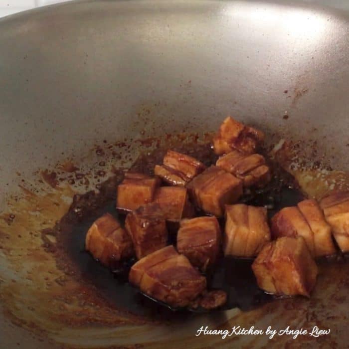 Teochew Braised Meat Recipe (Lou Bak / Tau Yew Bak) 潮州滷肉 | Huang Kitchen