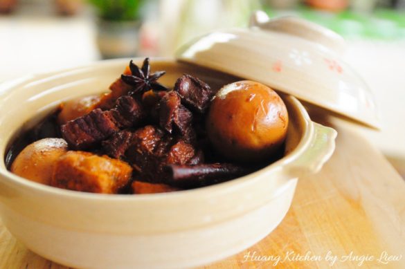 Teochew Braised Meat Recipe (Lou Bak / Tau Yew Bak) 潮州滷肉 | Huang Kitchen