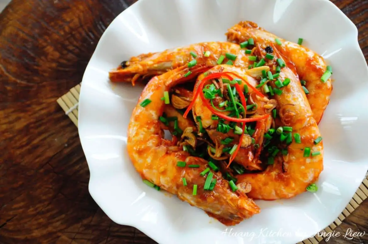 Dry Fried Prawns Recipe (Har Lok) 干煎虾碌 | Huang Kitchen