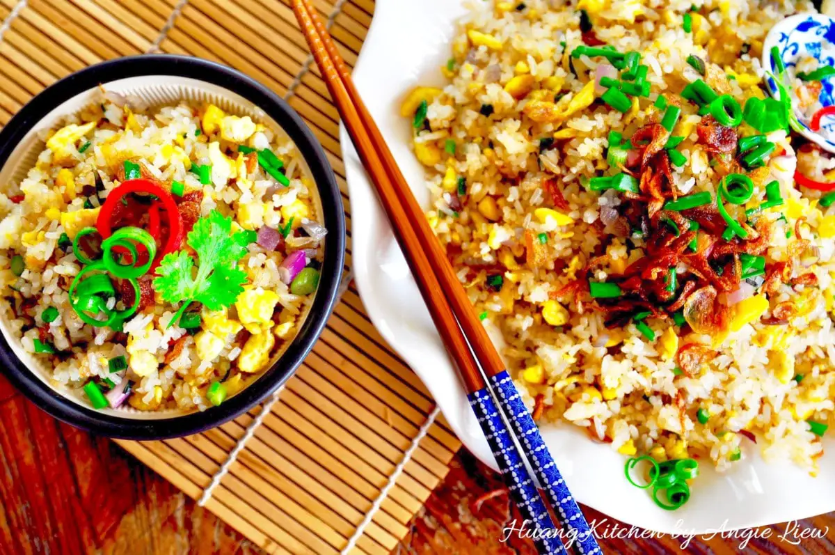 Chinese Egg Fried Rice Recipe 蛋炒饭 | Huang Kitchen