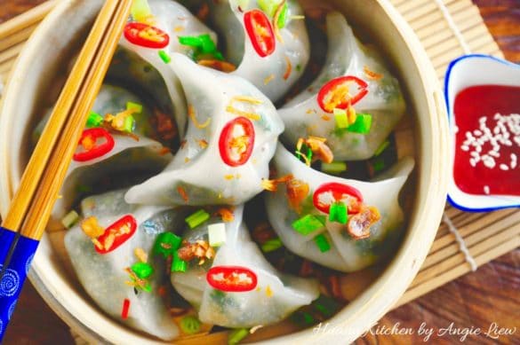 Ku Chai Kuih (Steamed Chive Dumplings) 蒸韭菜粿 - Huang Kitchen