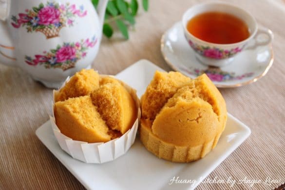 Palm Sugar Steamed Muffins (Huat Kueh/Fatt Koh) 椰糖发糕 | Huang Kitchen