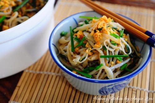 Stir Fry Teochew Noodles Recipe (Teochew Mee Tiao) 炒潮州面条 | Huang Kitchen