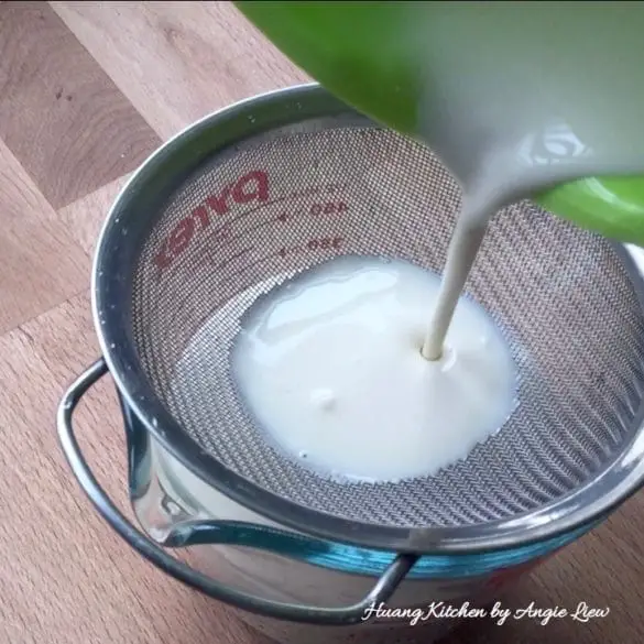Kuih Pie Tee (Nyonya Top Hats) 娘惹小金杯 - Huang Kitchen