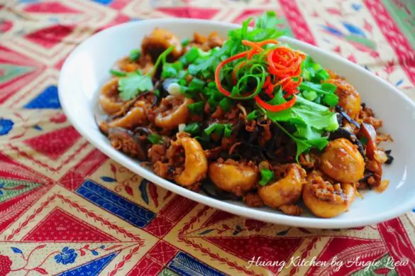 Yam Abacus Seeds Recipe 芋头算盘子 | Huang Kitchen