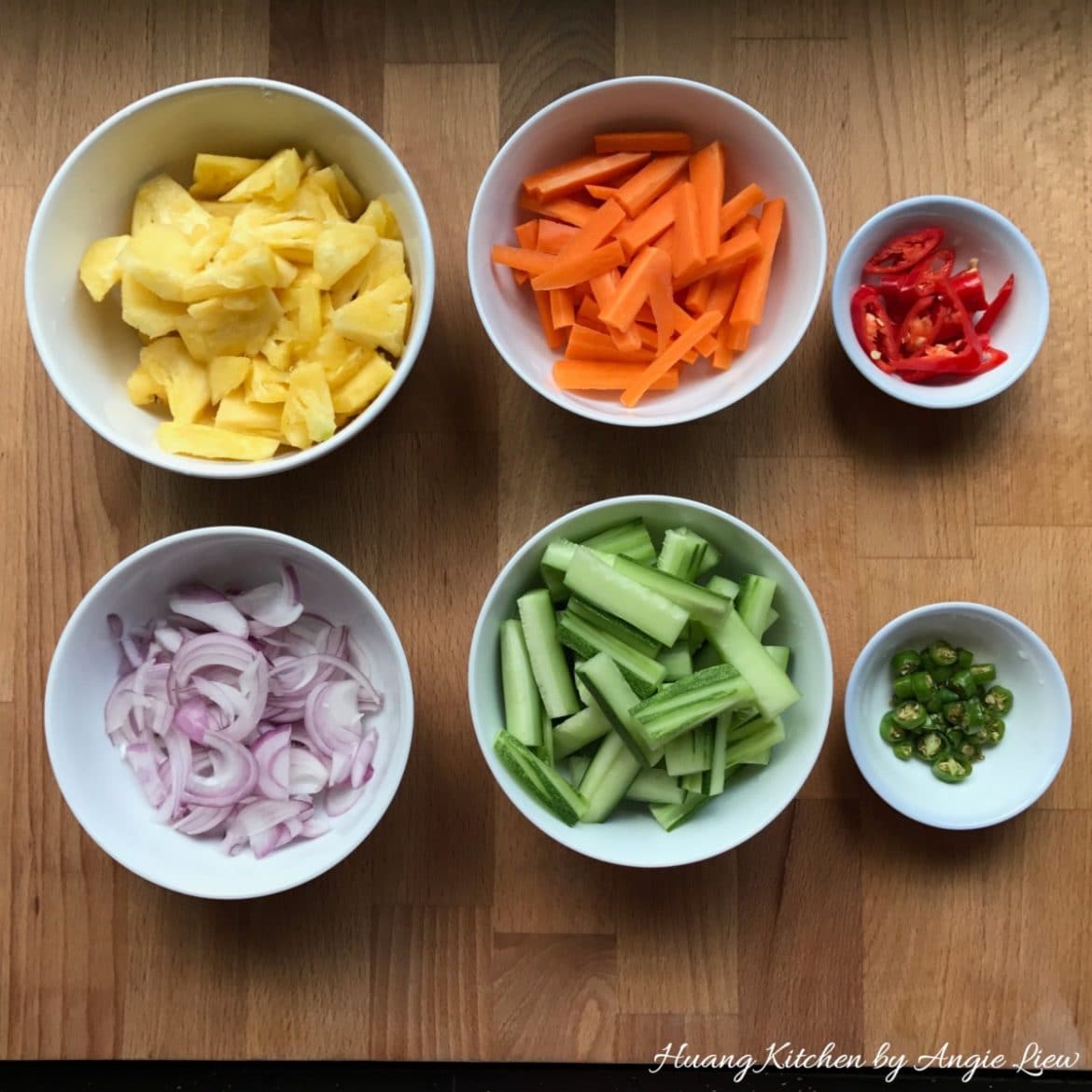 Cucumber and Pineapple Pickle Recipe 腌制黄瓜凤梨食谱 | Huang Kitchen
