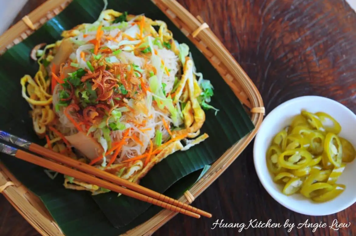 Fried White Bee Hoon Recipe (Fried White Rice Vermicelli) 炒白米粉 | Huang ...
