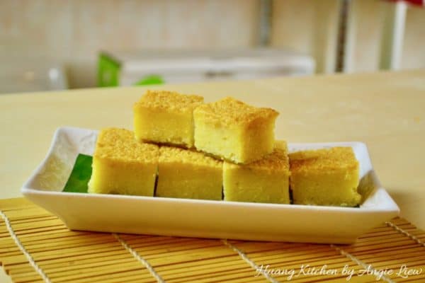 Baked Tapioca Cake (Kuih Bingka) 烤木薯糕 | Huang Kitchen