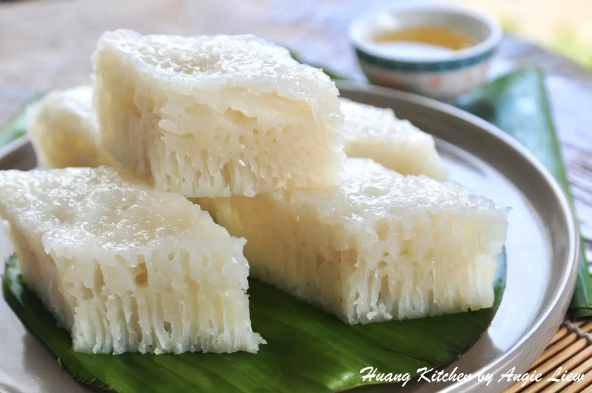 Steamed White Sugar Cake (Bak Tong Gou) 蒸白糖糕 - Huang Kitchen