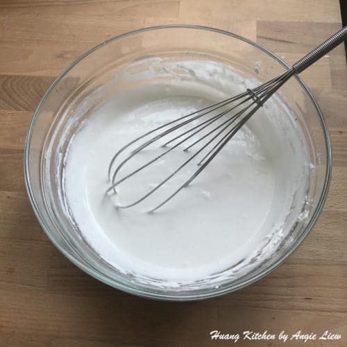 Steamed White Sugar Cake (Bak Tong Gou) 蒸白糖糕 - Huang Kitchen