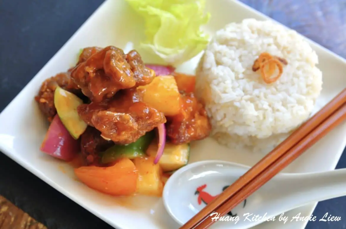 Sweet and Sour Pork Recipe (Gu Lu Rou) 咕噜肉食谱 | Huang Kitchen