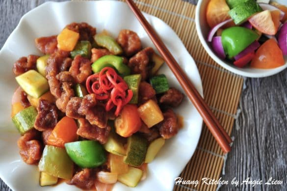 Sweet and Sour Pork Recipe (Gu Lu Rou) 咕噜肉食谱 - Huang Kitchen