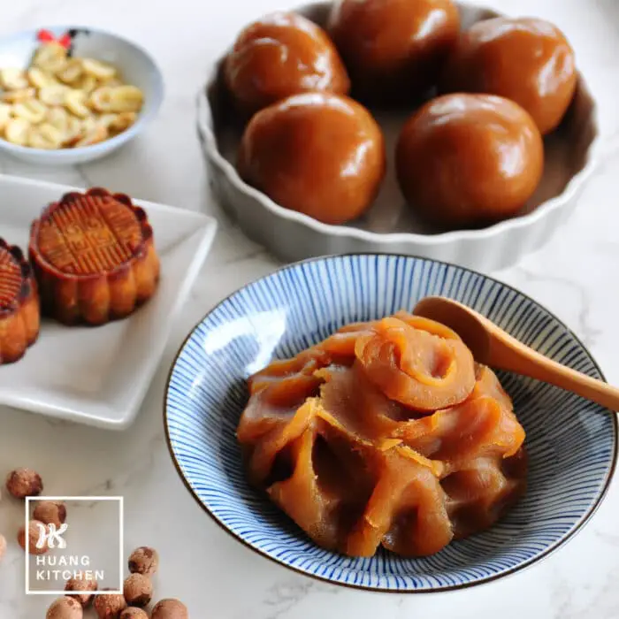 Homemade Lotus Seed Paste Recipe (Lian Rong) 自制莲蓉 | Huang Kitchen