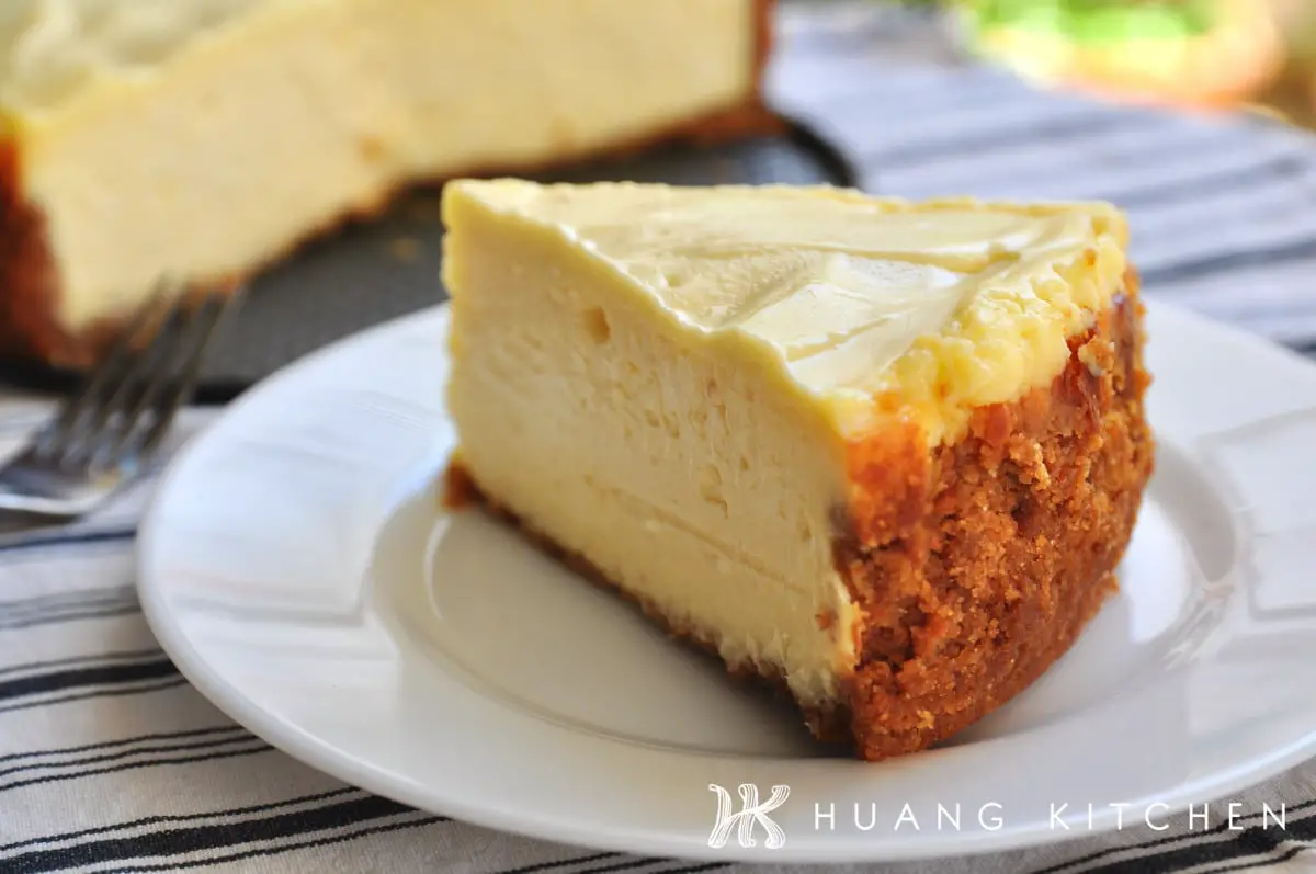Longevity Peach Buns (Steamed Shoutao Bao) 寿桃包子 - Huang Kitchen