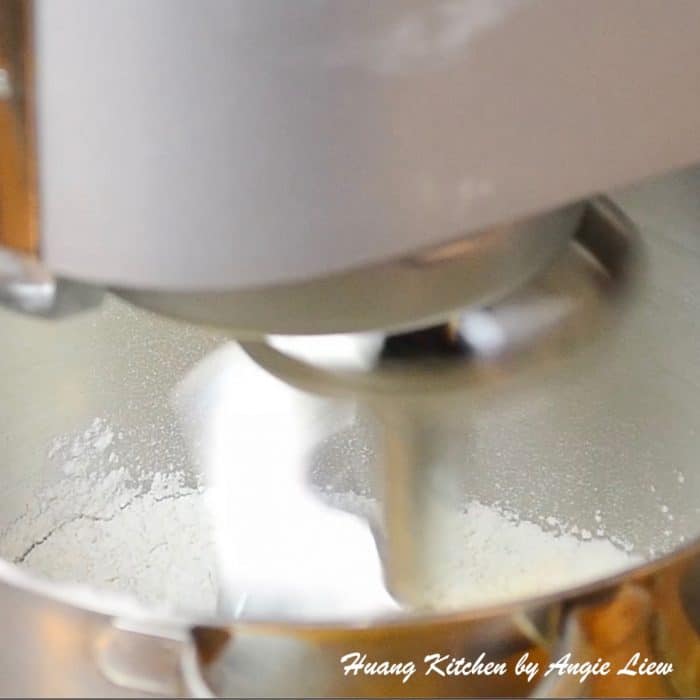 Longevity Peach Buns (Steamed Shoutao Bao) 寿桃包子 - Huang Kitchen