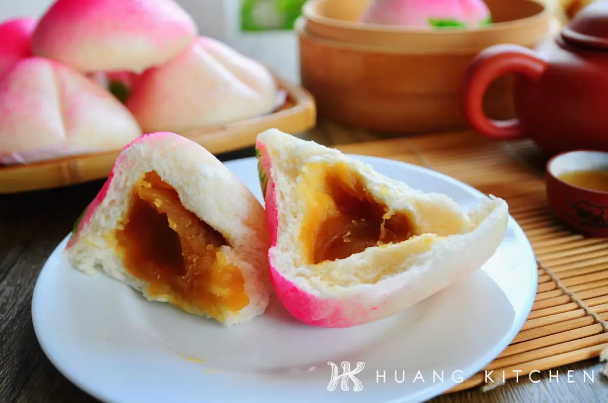 Longevity Peach Buns (Steamed Shoutao Bao) 寿桃包子 - Huang Kitchen