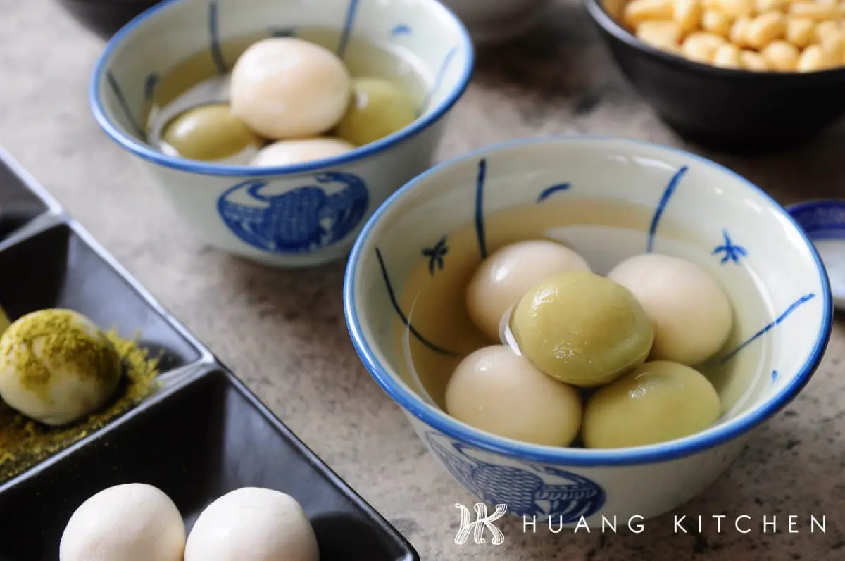 Peanut Glutinous Rice Balls Recipe (Peanut Tang Yuan) 花生汤圆 | Huang Kitchen