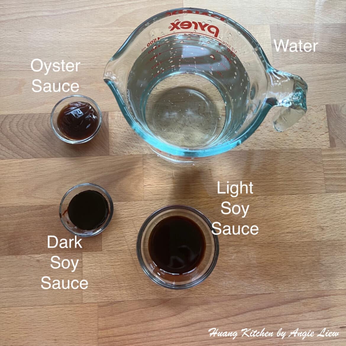 Braised Pork Ribs with Yam Recipe 芋头焖排骨食谱 | Huang Kitchen