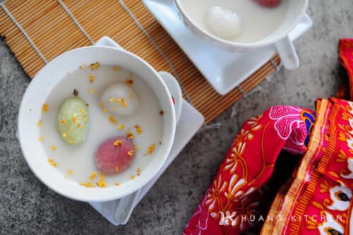 Sweet Peanut Butter Glutinous Rice Balls Recipe 花生酱汤圆 | Huang Kitchen