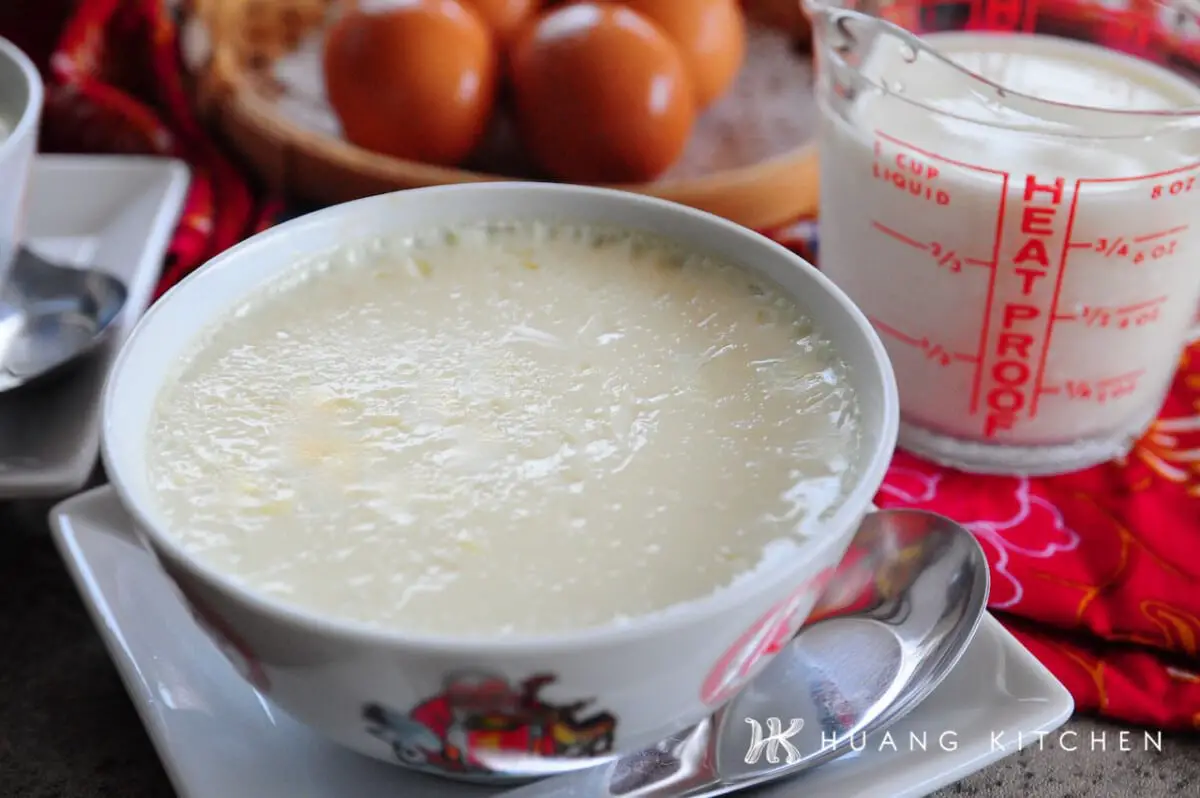 Double Skin Milk Pudding Recipe 双皮奶布丁 | Huang Kitchen