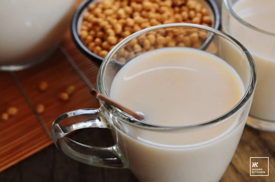 Homemade Soy Milk Recipe 豆浆食谱 | Huang Kitchen