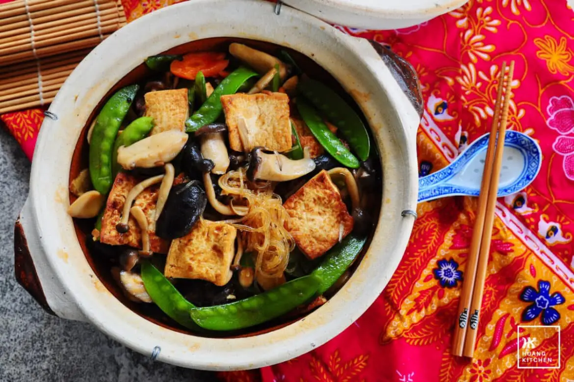 Claypot Tofu With Mushrooms and Glass Noodles Recipe | Huang Kitchen