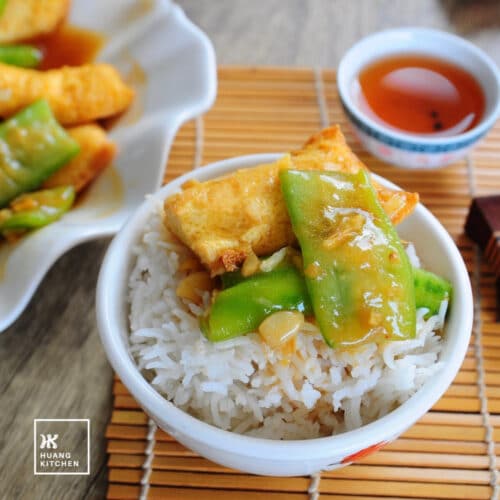 Braised Luffa With Egg Beancurd 焖胜瓜豆腐 - Huang Kitchen