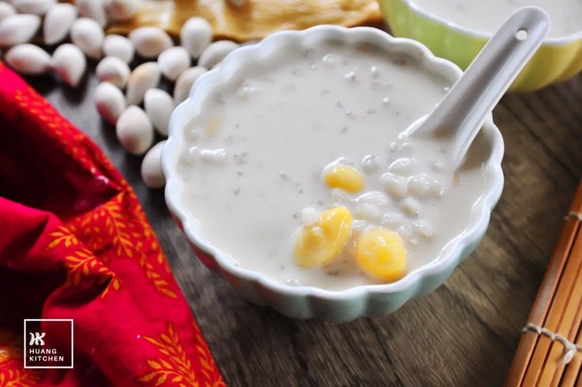 Gingko Barley Beancurd Sweet Soup 薏米腐竹 | Huang Kitchen