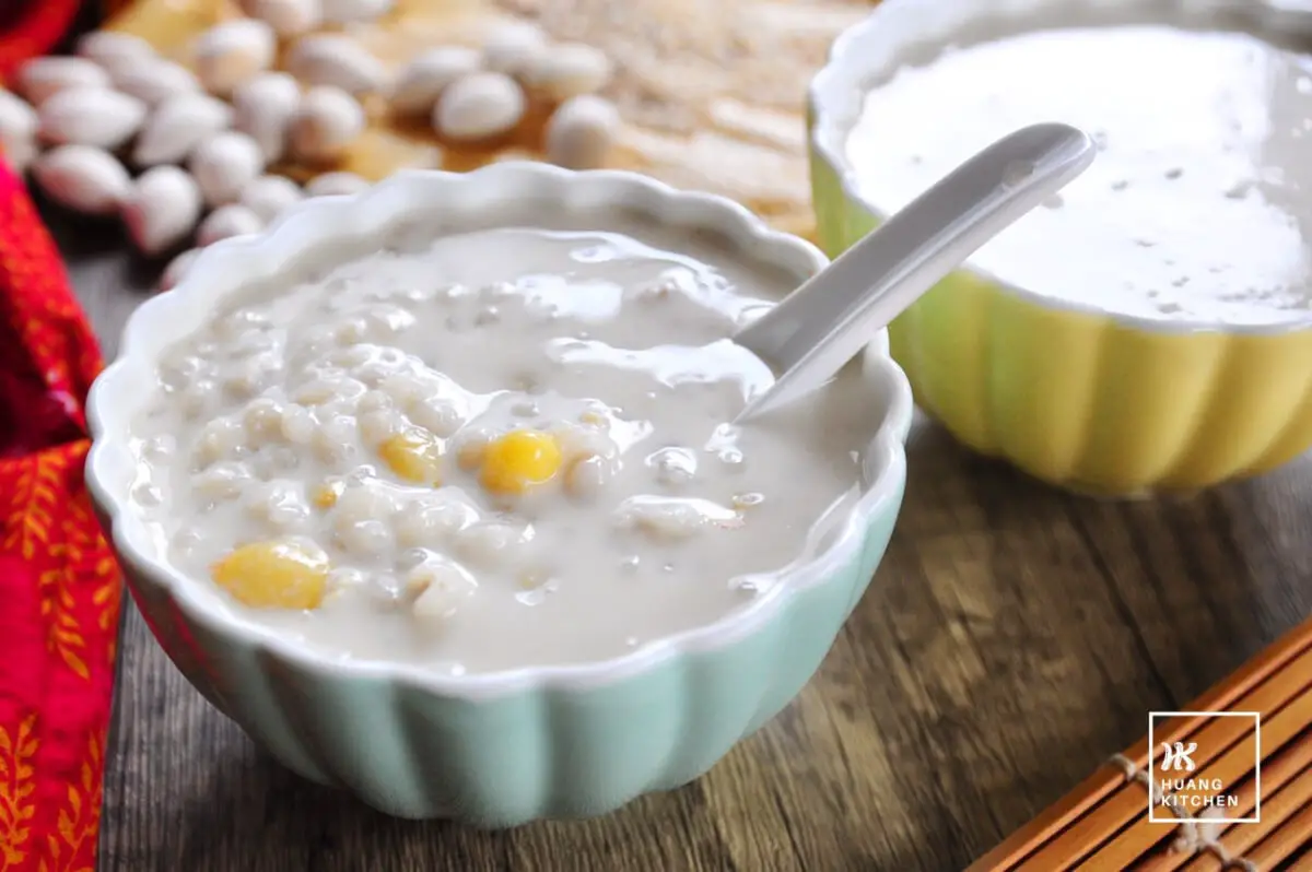 Gingko Barley Beancurd Sweet Soup 薏米腐竹 | Huang Kitchen