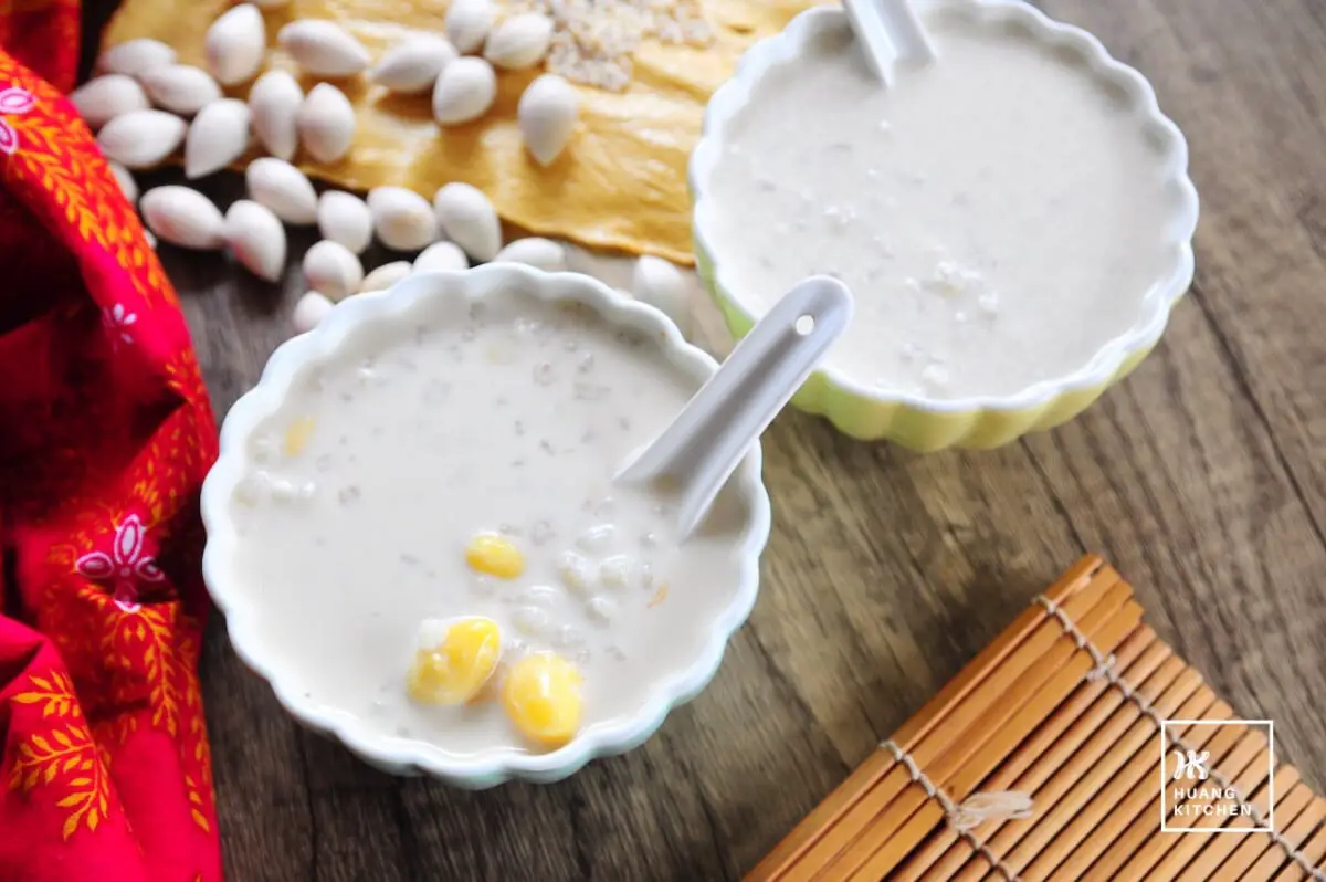 Gingko Barley Beancurd Sweet Soup 薏米腐竹 | Huang Kitchen